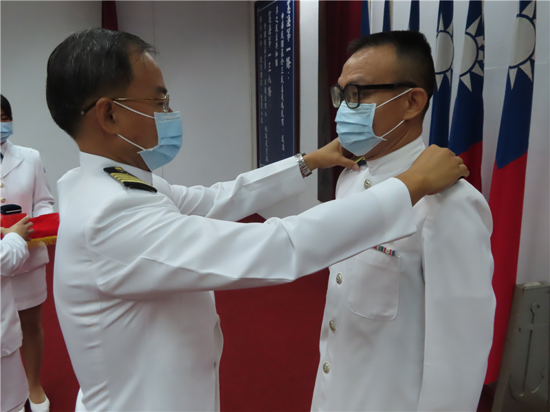 The NMOO held rank-conferring ceremony - News - Navy Command R.O.C