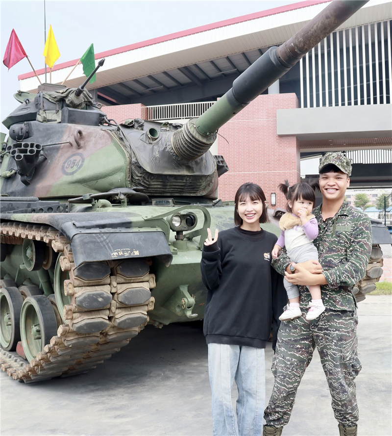 The Tank Battalion of the 99th Marine Brigade of the Marine Corps held ...